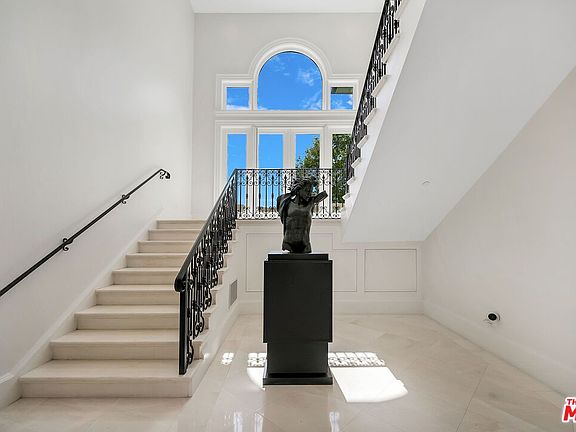 1141 Summit Dr, Beverly Hills, CA 90210 | Zillow