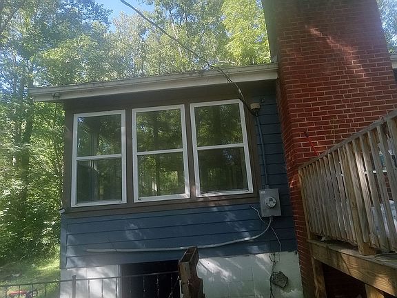 7 Lakeside Drive Ext, Columbia, VA 23038 | Zillow