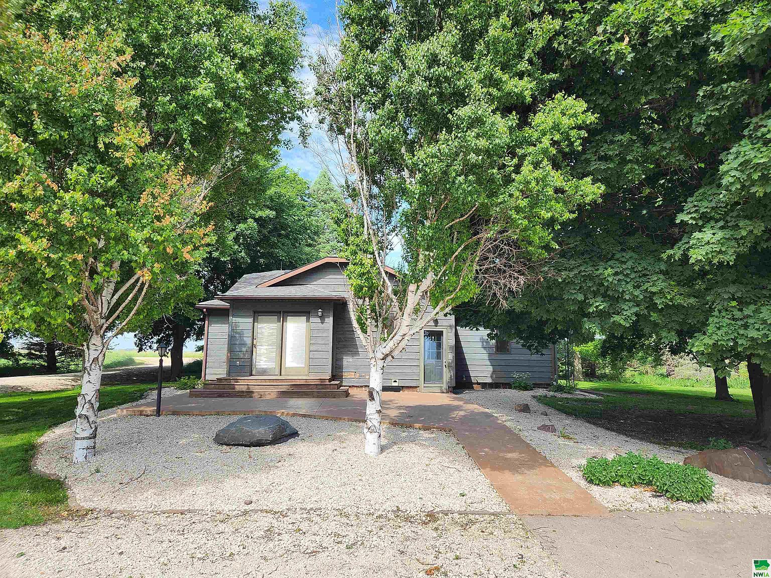 4926 370th Ave, Curlew, IA 50527 | Zillow