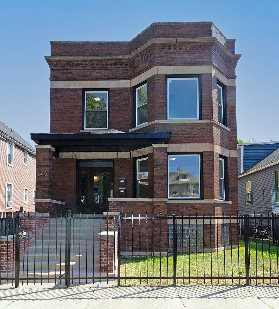 7835 S Muskegon Ave, Chicago, IL 60649 | Zillow