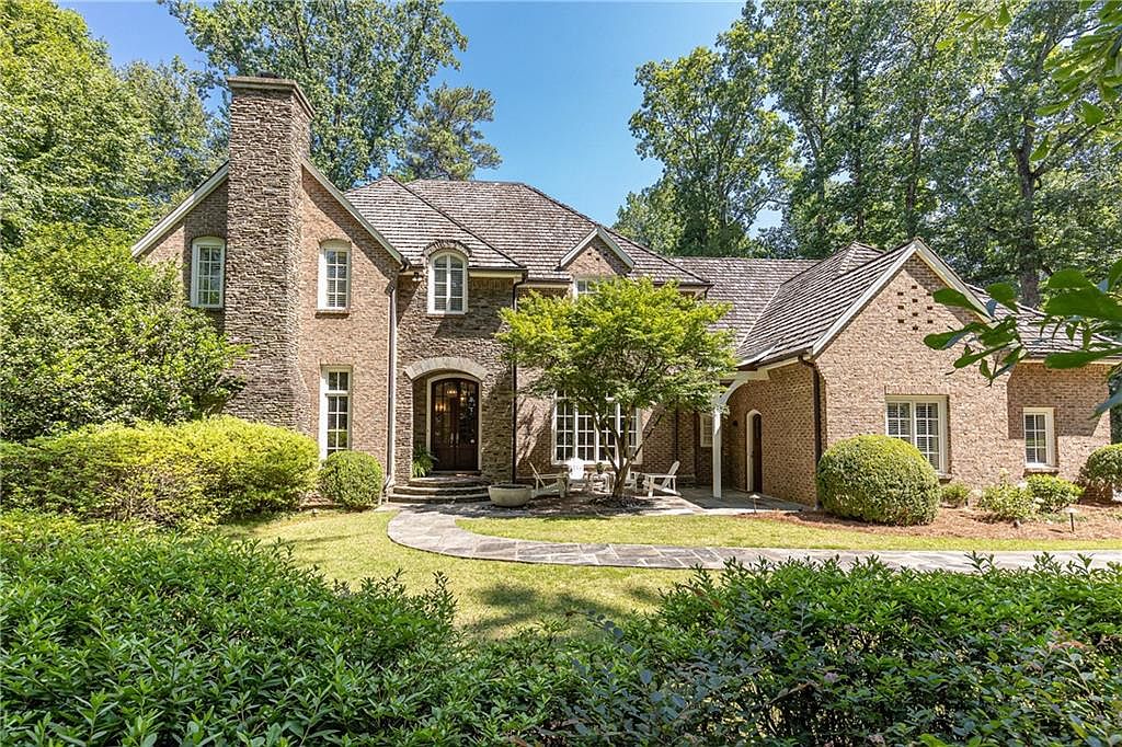 2950 Slaton Dr NW, Atlanta, GA 30305 | MLS #7243570 | Zillow