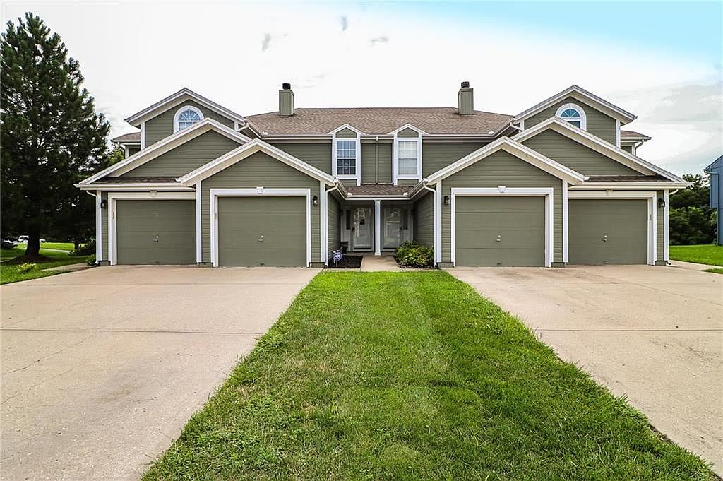 5514 NW Moonlight Meadow Dr #69-D, Lees Summit, MO 64064 | Zillow