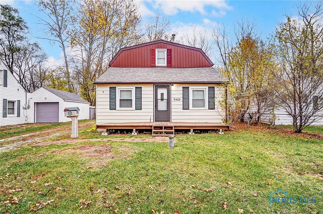 5422 Merriman Dr, Sylvania, OH 43560 | Zillow