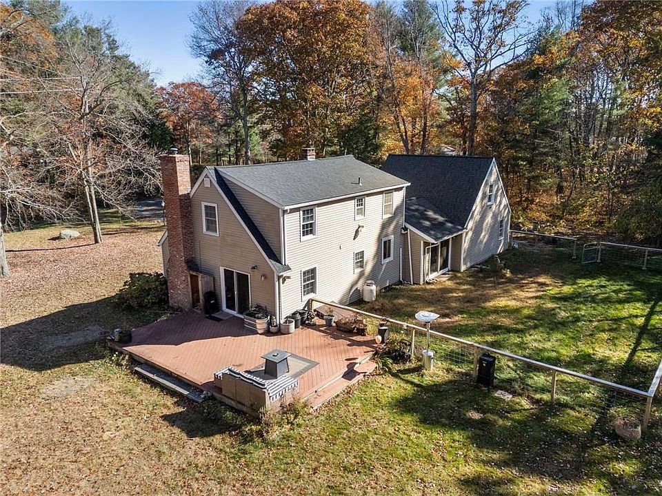 319 Bungy Rd, Scituate, RI 02857 | Zillow