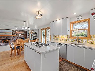 1921 Garrick Dr, Pittsburgh, PA 15235 | Zillow