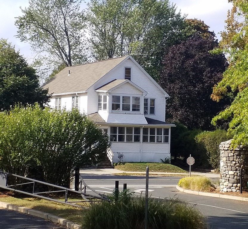 632-634 Armory St, Springfield, MA 01104 | Zillow