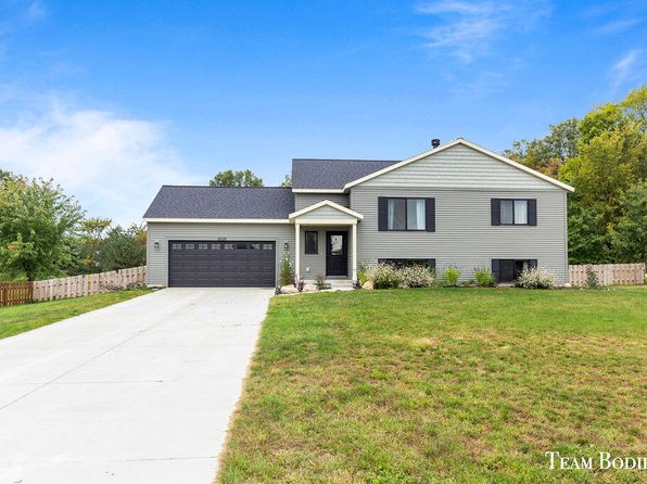 Lowell MI Real Estate - Lowell MI Homes For Sale | Zillow