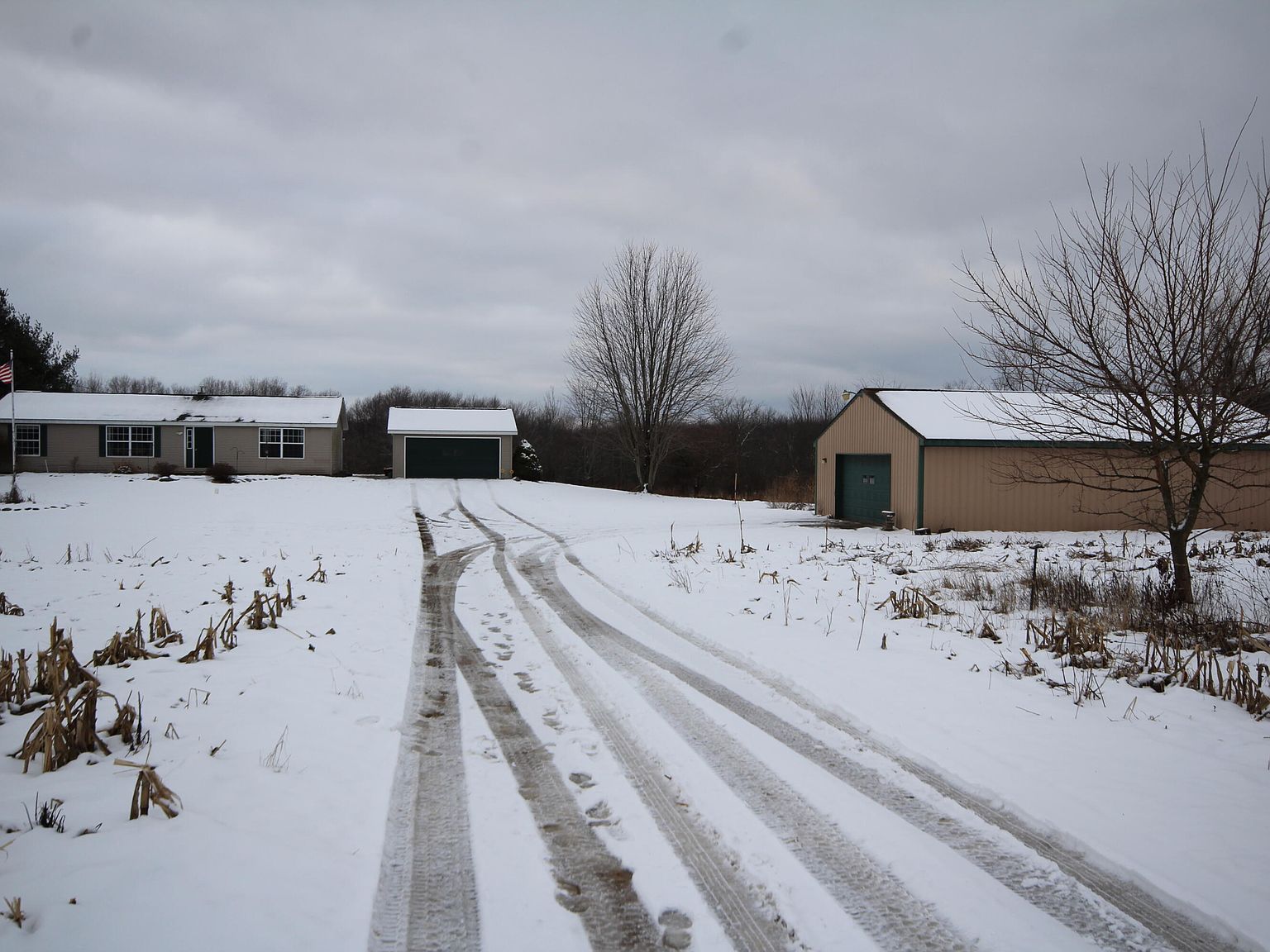 12554 S 39th St, Vicksburg, MI 49097 | MLS #24003302 | Zillow