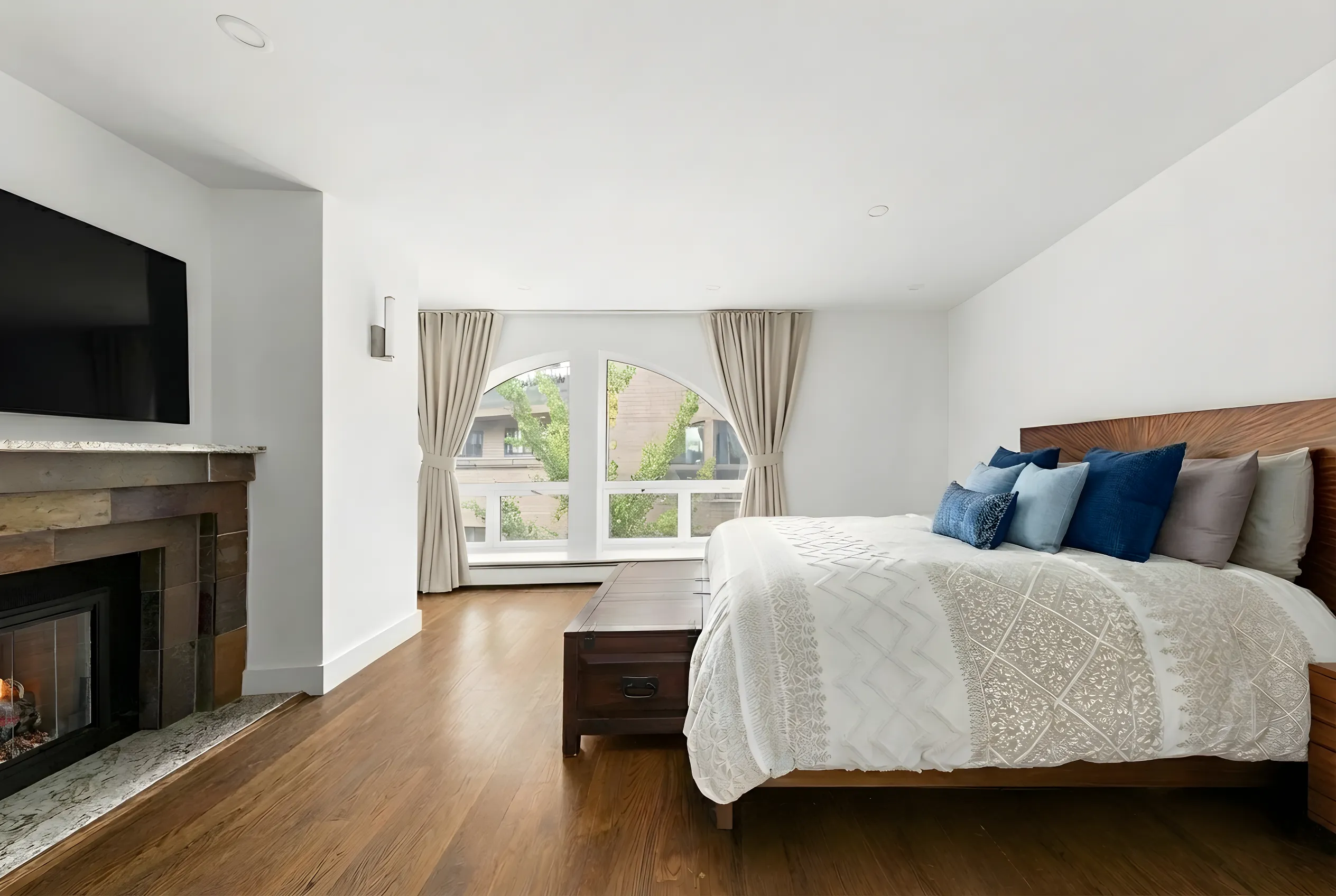 130 Barrow Street #PH20 in West Village, Manhattan | StreetEasy