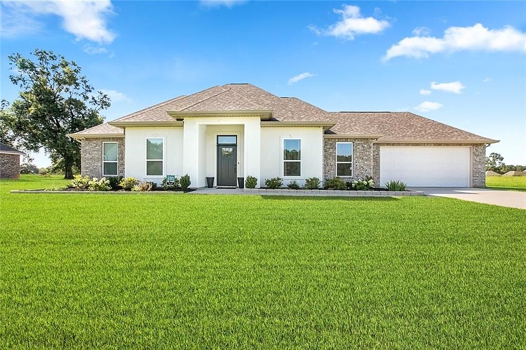 18272 Gallatin Dr, Loranger, LA 70446 | MLS #2455553 | Zillow