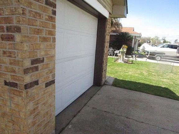2805 Doreen Ln, Marrero, LA 70072 | Zillow