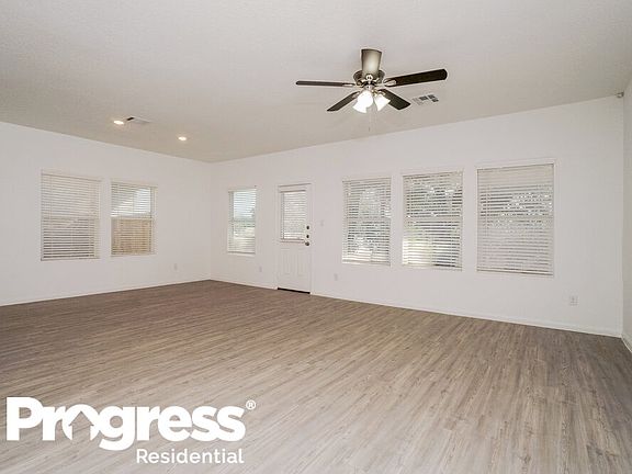 15115 Nettleton Mill, San Antonio, TX 78254 | Zillow