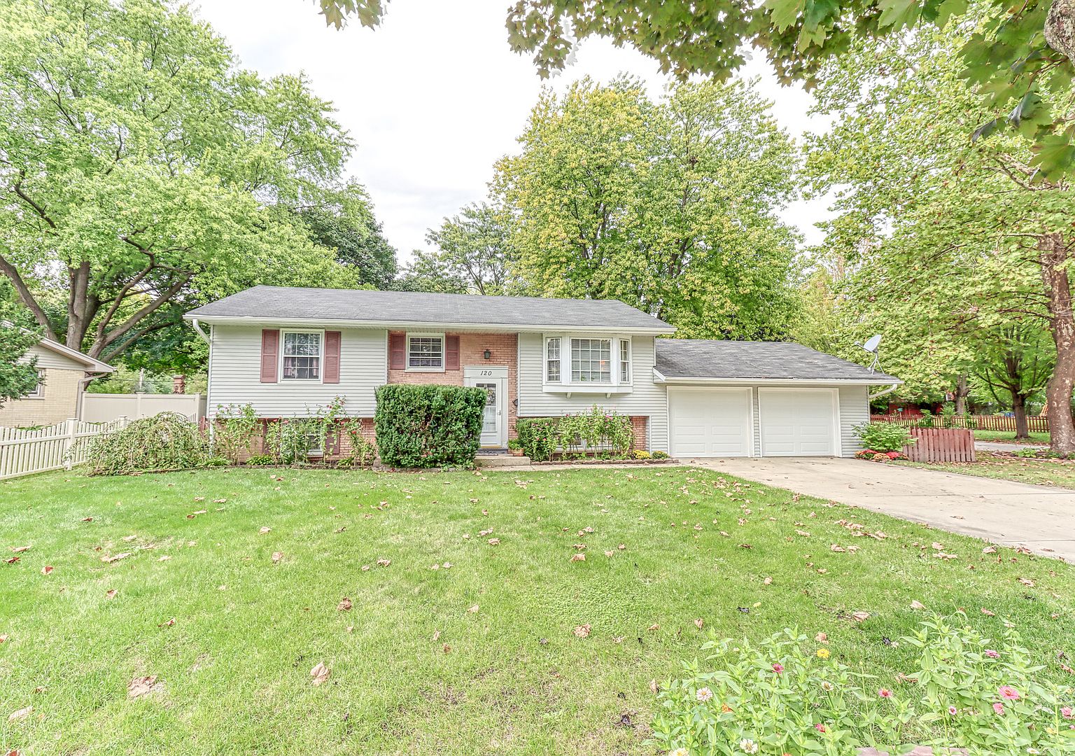 120 Simpson St, Geneva, IL 60134 | Zillow