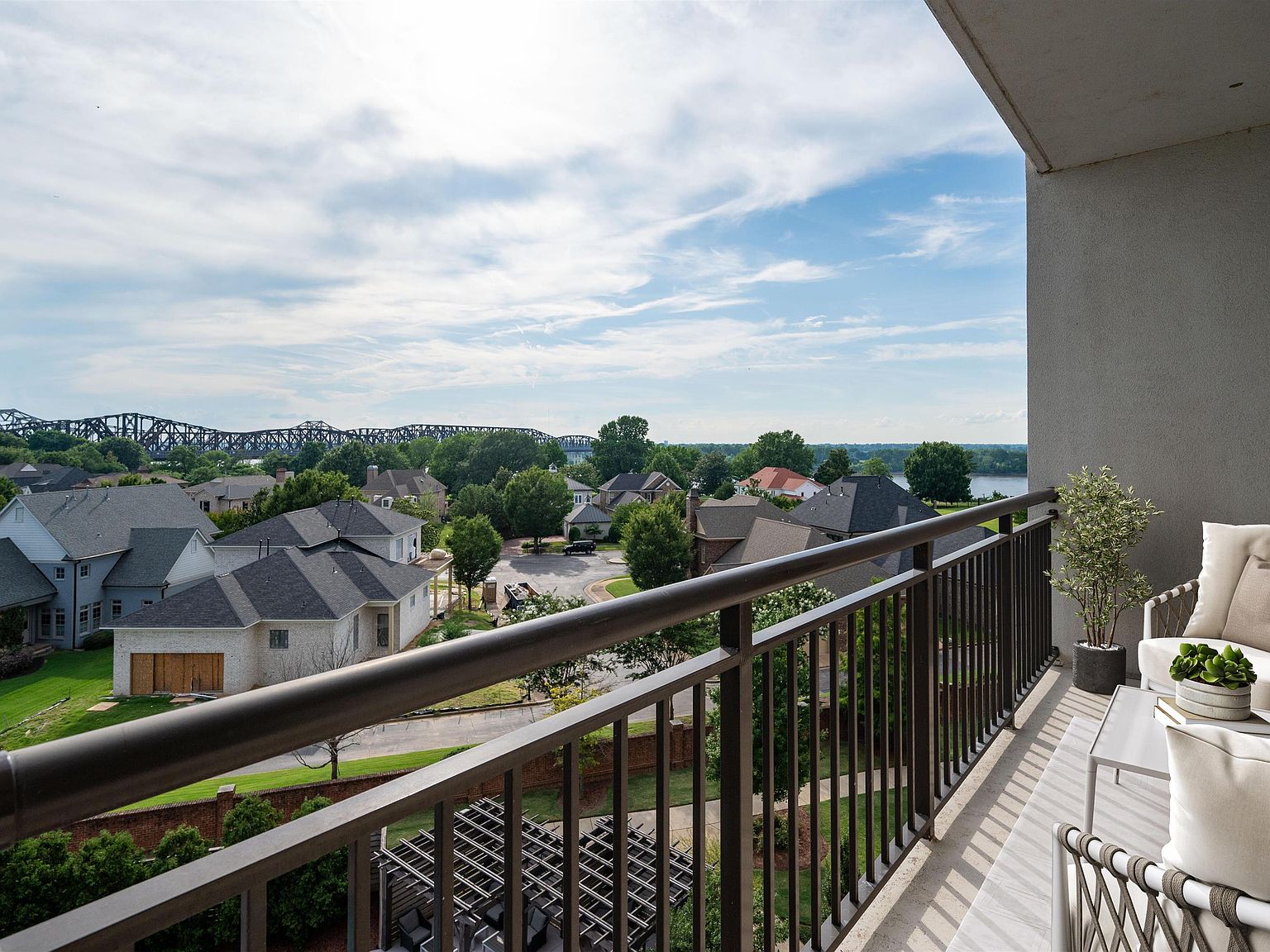 717 Riverside Dr #503, Memphis, TN 38103 | Zillow