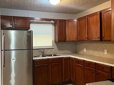 1226 NW 36th St UNIT B, San Antonio, TX 78228 | Zillow