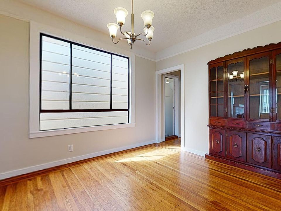 2583 31st Ave, San Francisco, CA 94116 | Zillow