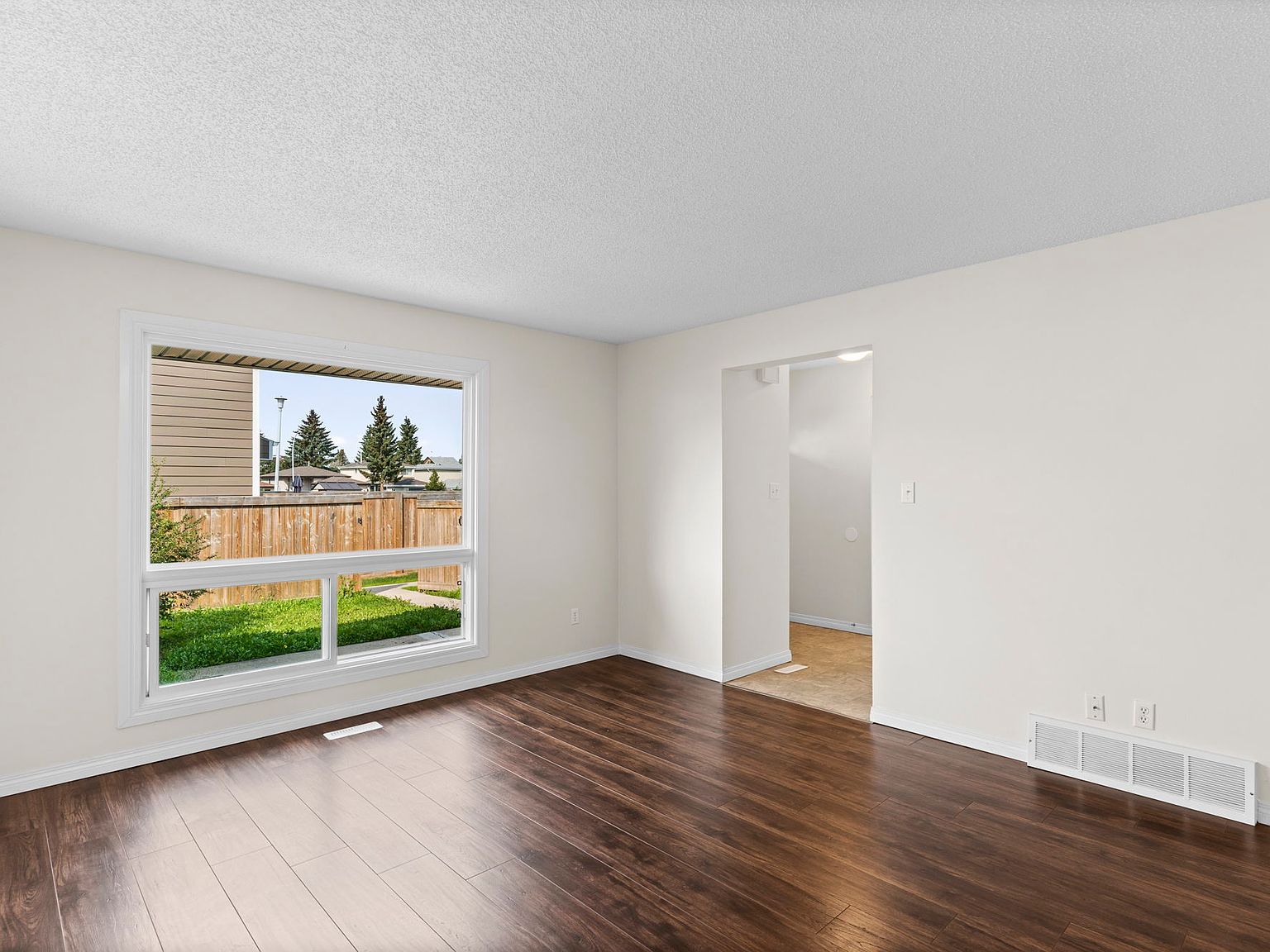 7308 178th St NW, Edmonton, AB T5T 2H4 | Zillow