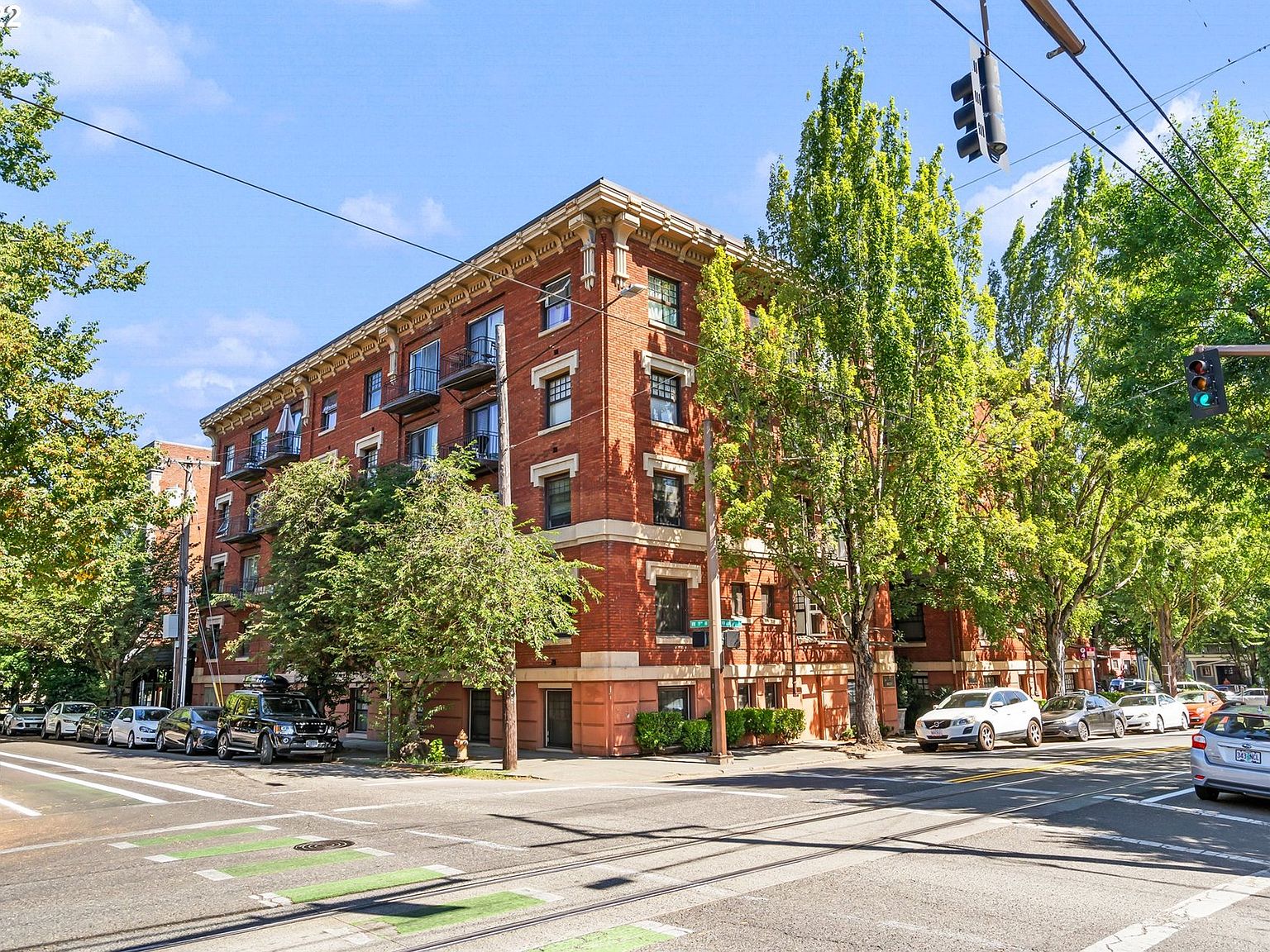 1829 NW Lovejoy St UNIT 107, Portland, OR 97209 | MLS #23186060 | Zillow