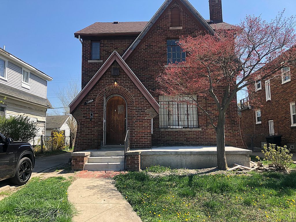 12866 Hubbell St, Detroit, MI 48227 | Zillow