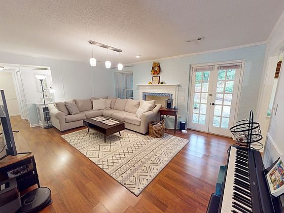 211 Stone Garner Rd, Ozark, AL 36360 | MLS #195038 | Zillow