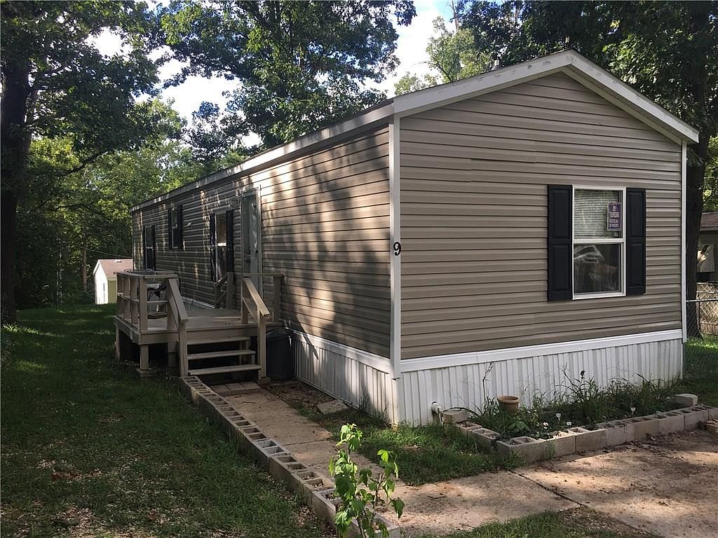 9 Pine St, Bella Vista, AR 72714 | Zillow