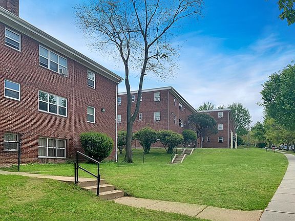 4813 Texas Ave SE #1, Washington, DC 20019 | Zillow