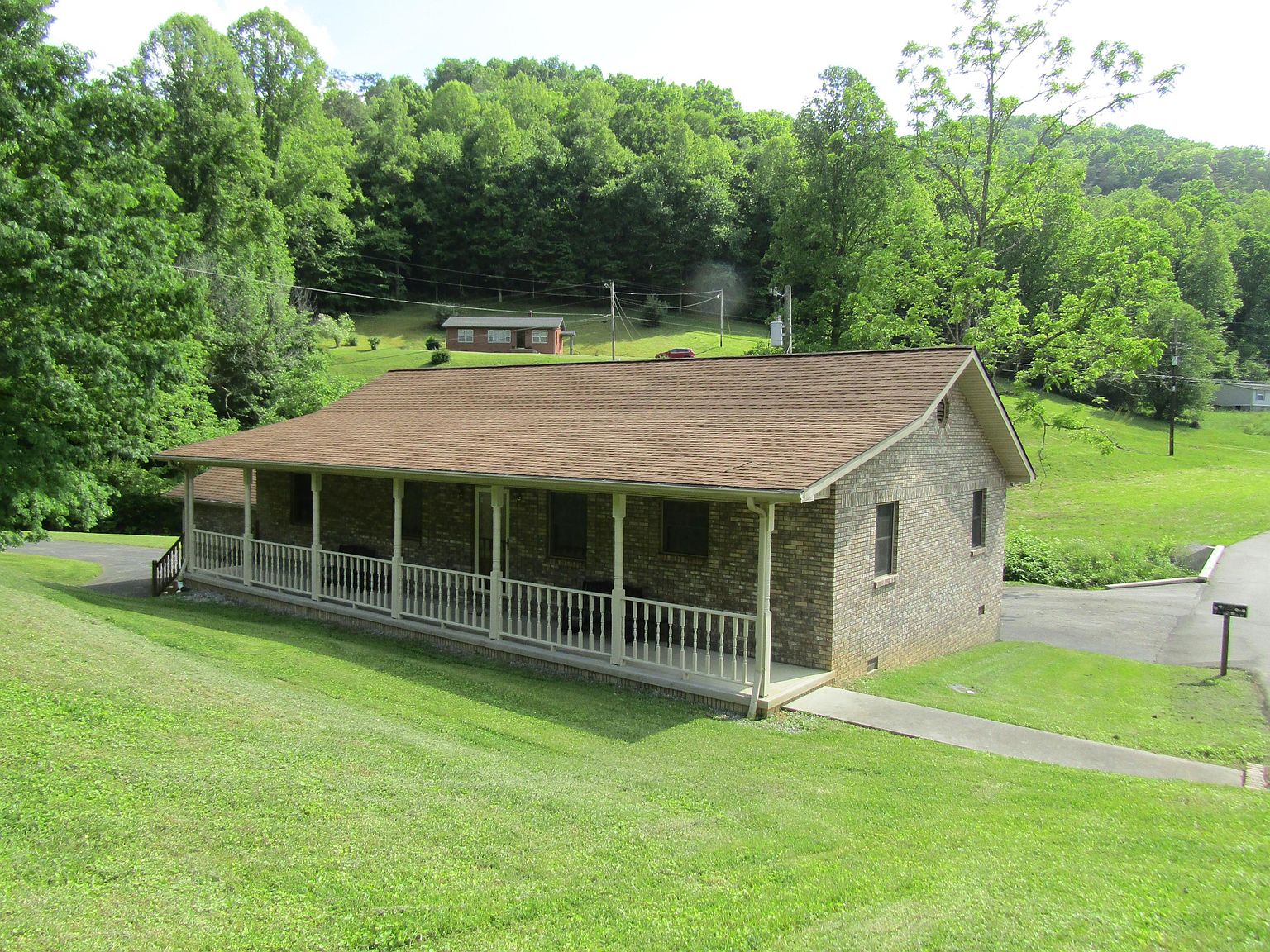 3261 Highway 1344, Calvin, KY 40813 | Zillow