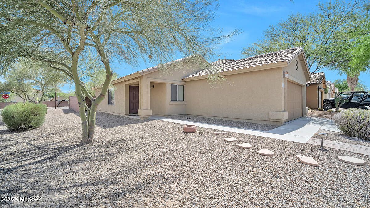 435 W Amber Hawk Ct, Green Valley, AZ 85614 | Zillow
