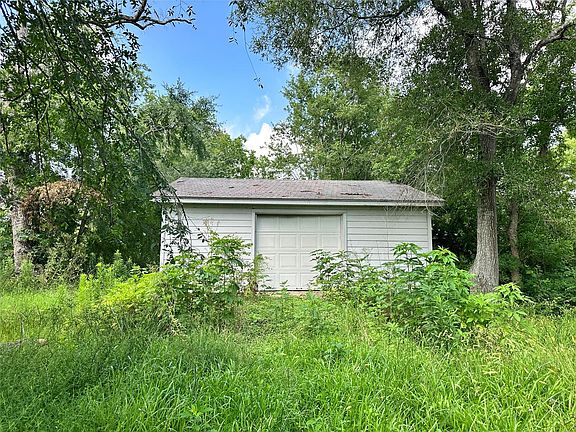 9603 Pineland Rd, Houston, TX 77044 | Zillow