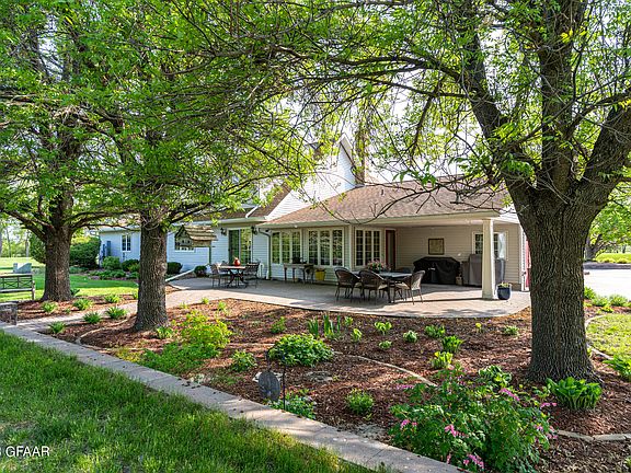 1107 5th Ave NE, Thompson, ND 58278 | MLS #23-481 | Zillow