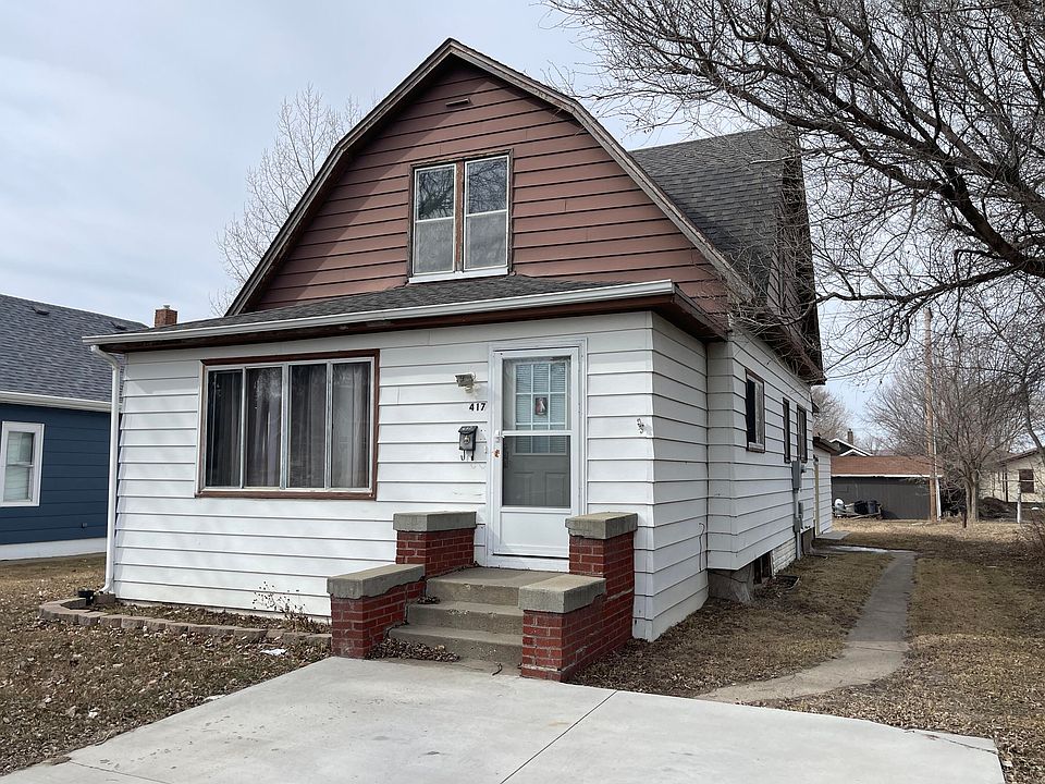 417 3rd Ave W, Mobridge, SD 57601 | Zillow