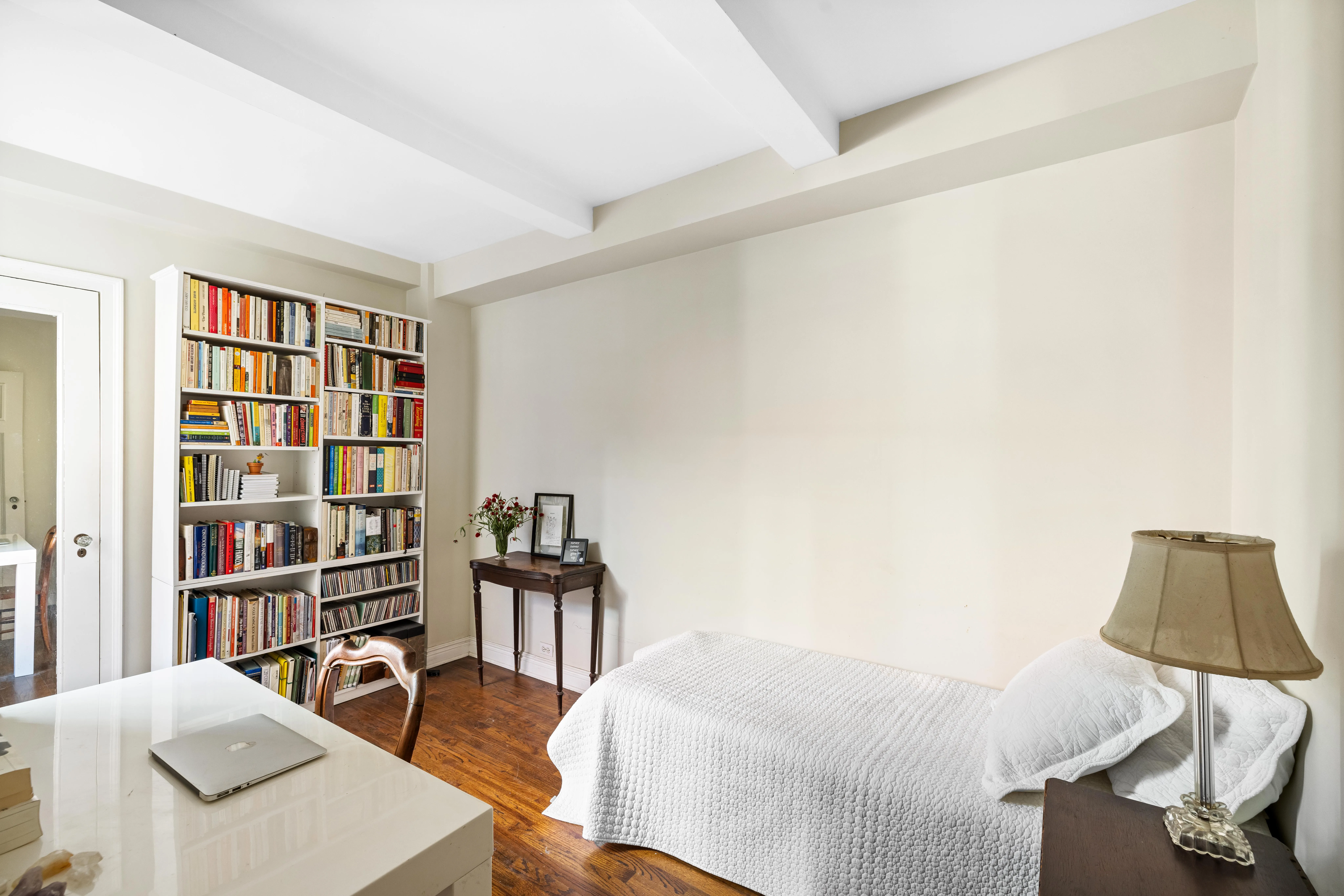 333 East 43rd Street #922 in Turtle Bay, Manhattan | StreetEasy