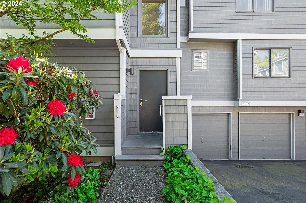 637 SE Linn St APT D, Portland, OR 97202 | Zillow