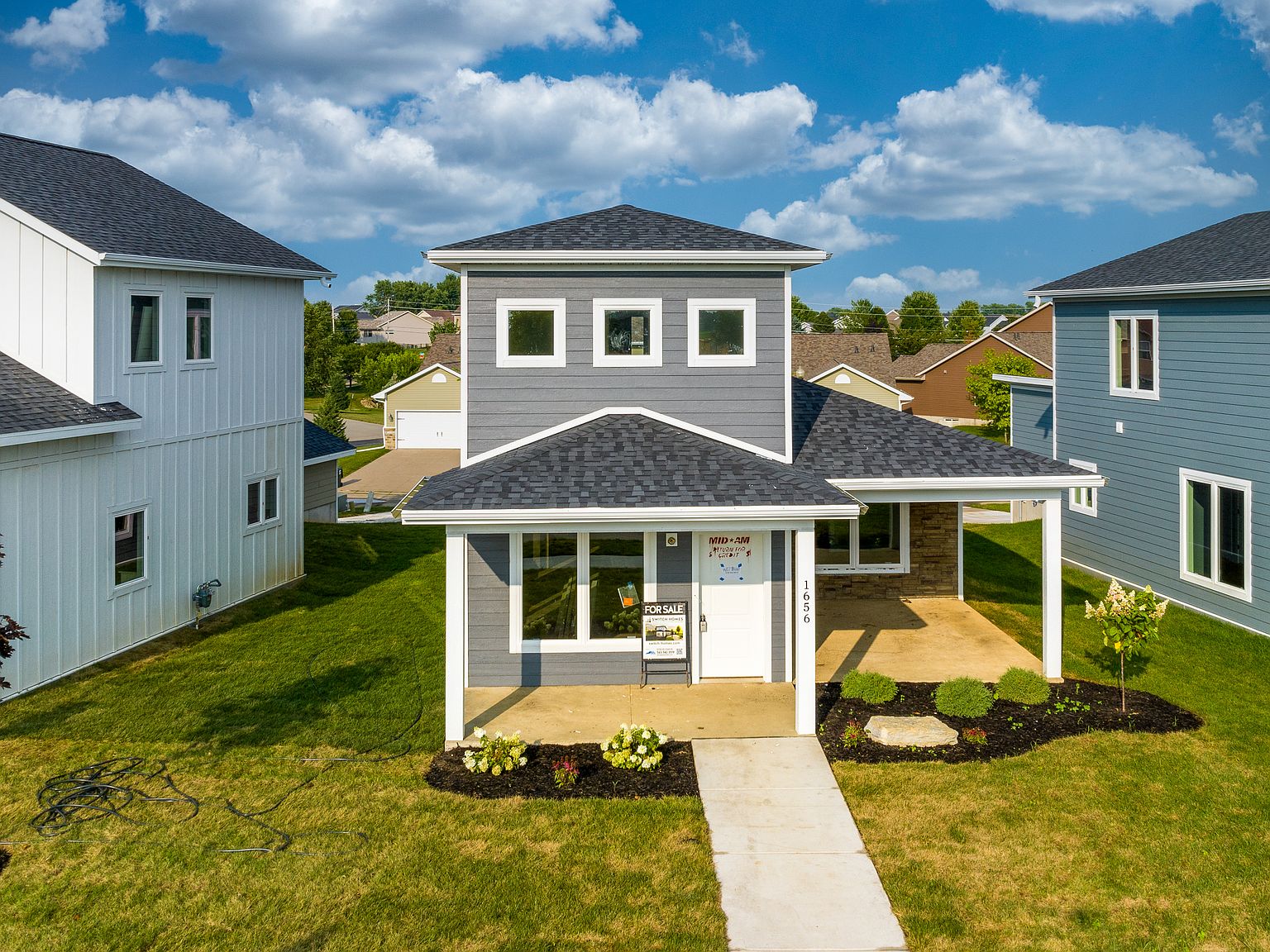 1656 Olde Brandy Ln, Davenport, IA 52807 | Zillow