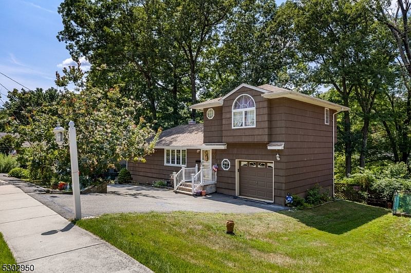 125 Rafkind Rd, Bloomingdale, NJ 07403 | Zillow