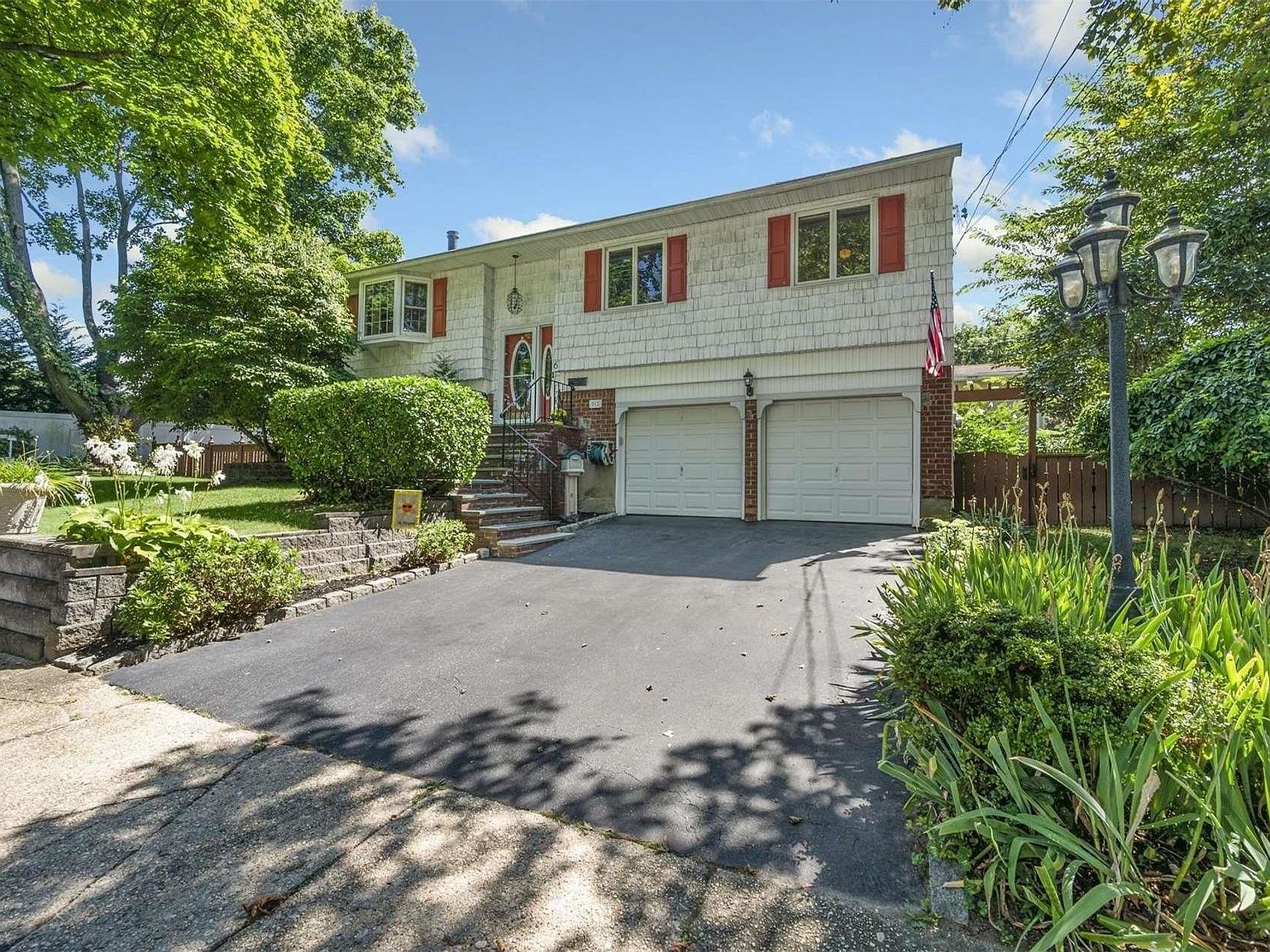 6 Wicks Drive, Commack, NY 11725 | Zillow