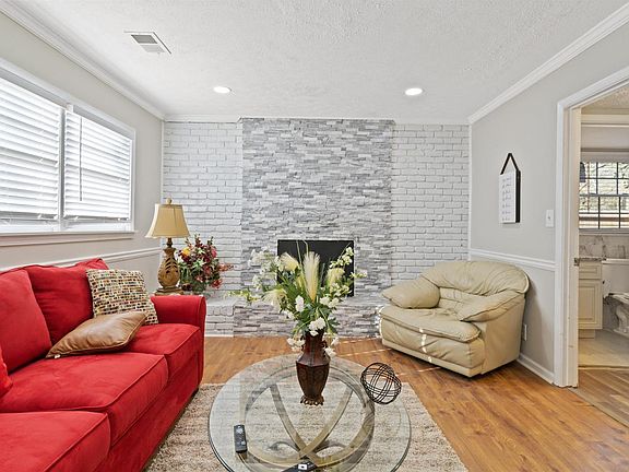 693 Tahoe Cir #18106527, Stone Mountain, GA 30083 | Zillow