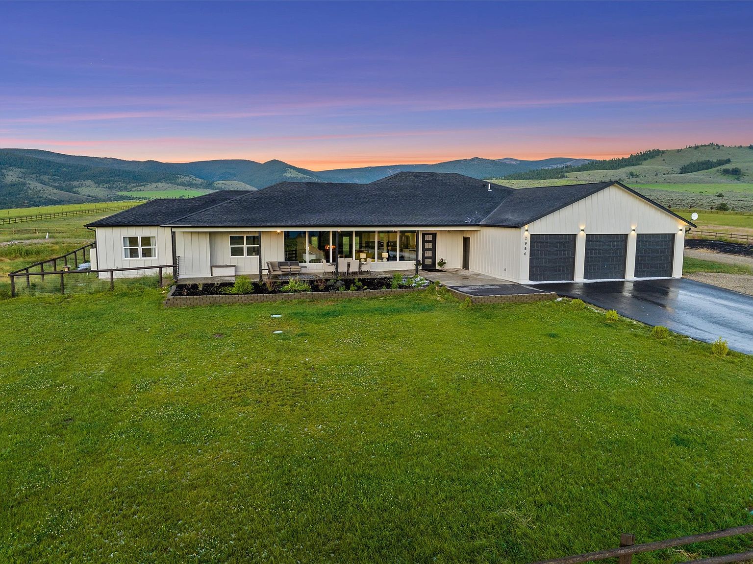 2986 S Sunset Bench Rd, Stevensville, MT 59870 | MLS #30005754 | Zillow