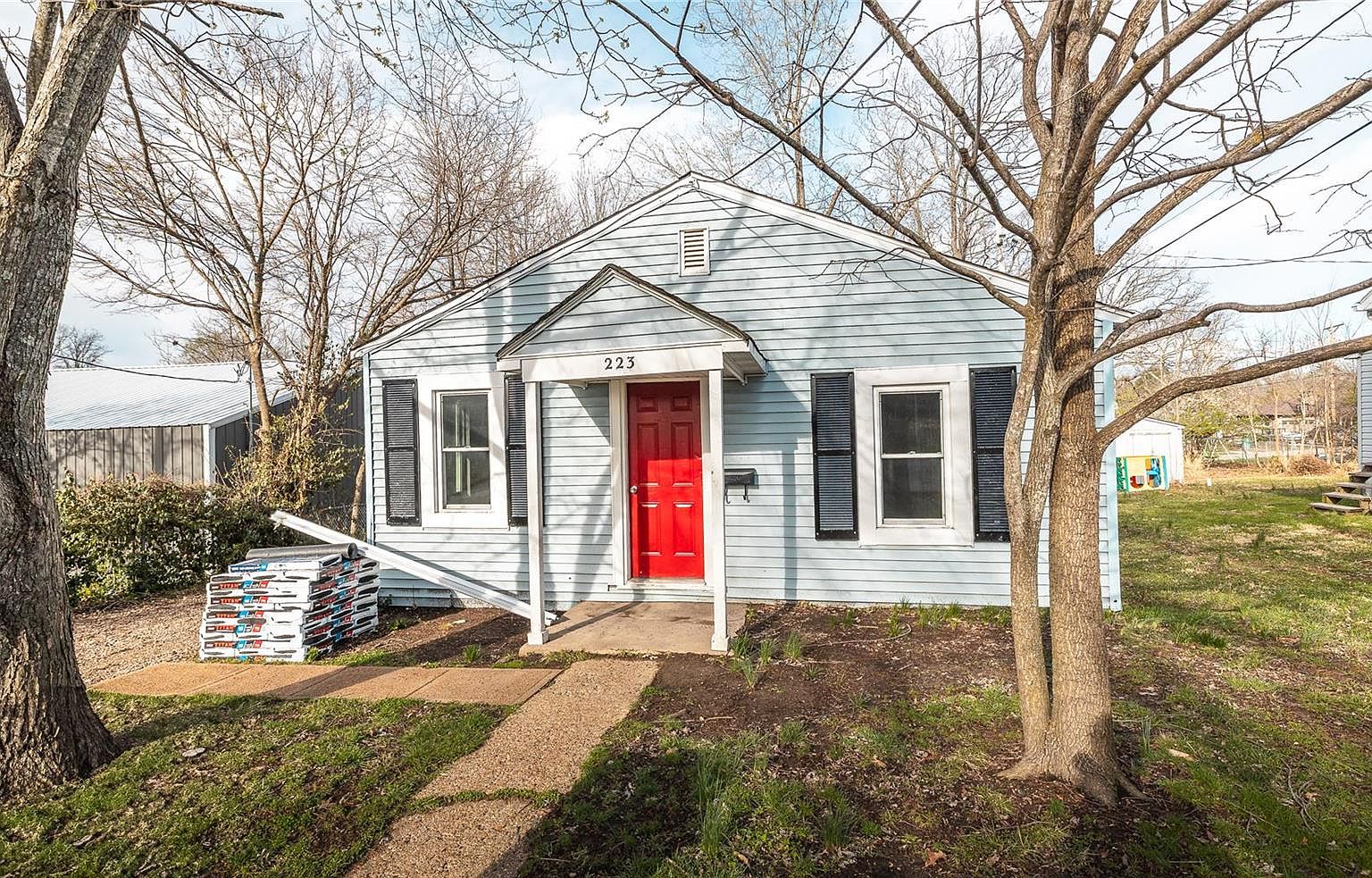 223 Warren St, Sullivan, MO 63080 | Zillow
