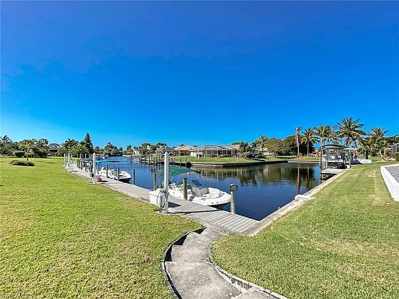 4277 Mariner Way APT 218, Fort Myers, FL 33919 | MLS #224020818 | Zillow