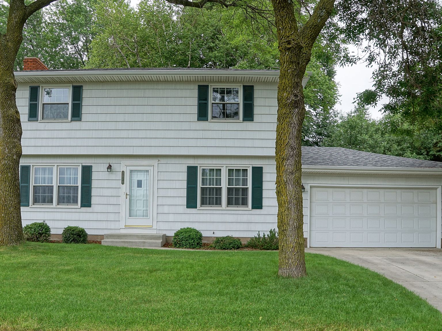 2070 Diffley Rd, Eagan, MN 55122 | Zillow