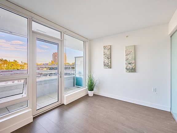 8133 Cook Rd #423, Richmond, BC V6Y 1T9 | MLS #R2877124 | Zillow