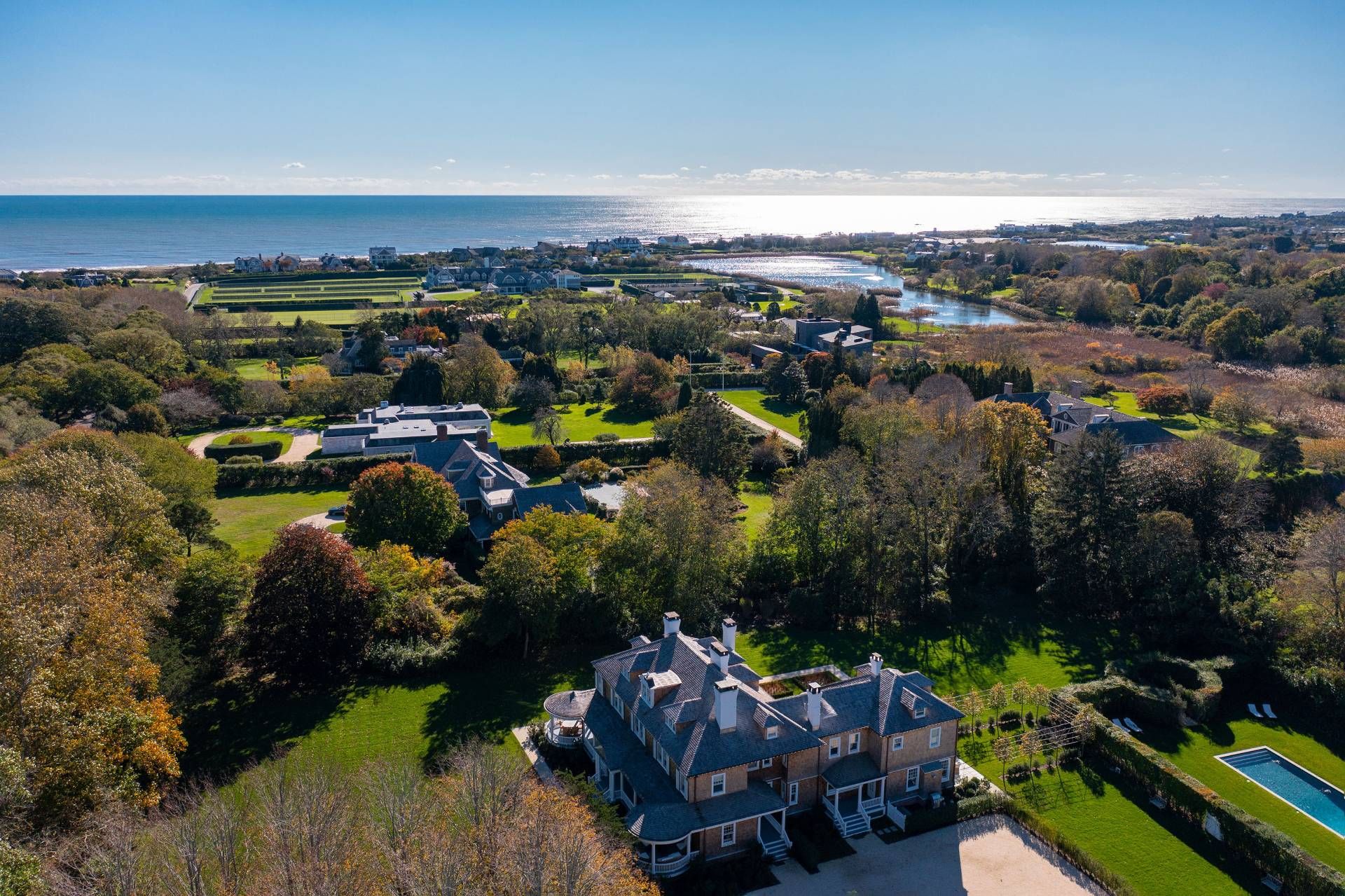 409 First Neck Ln, Southampton, NY 11968 | Out East
