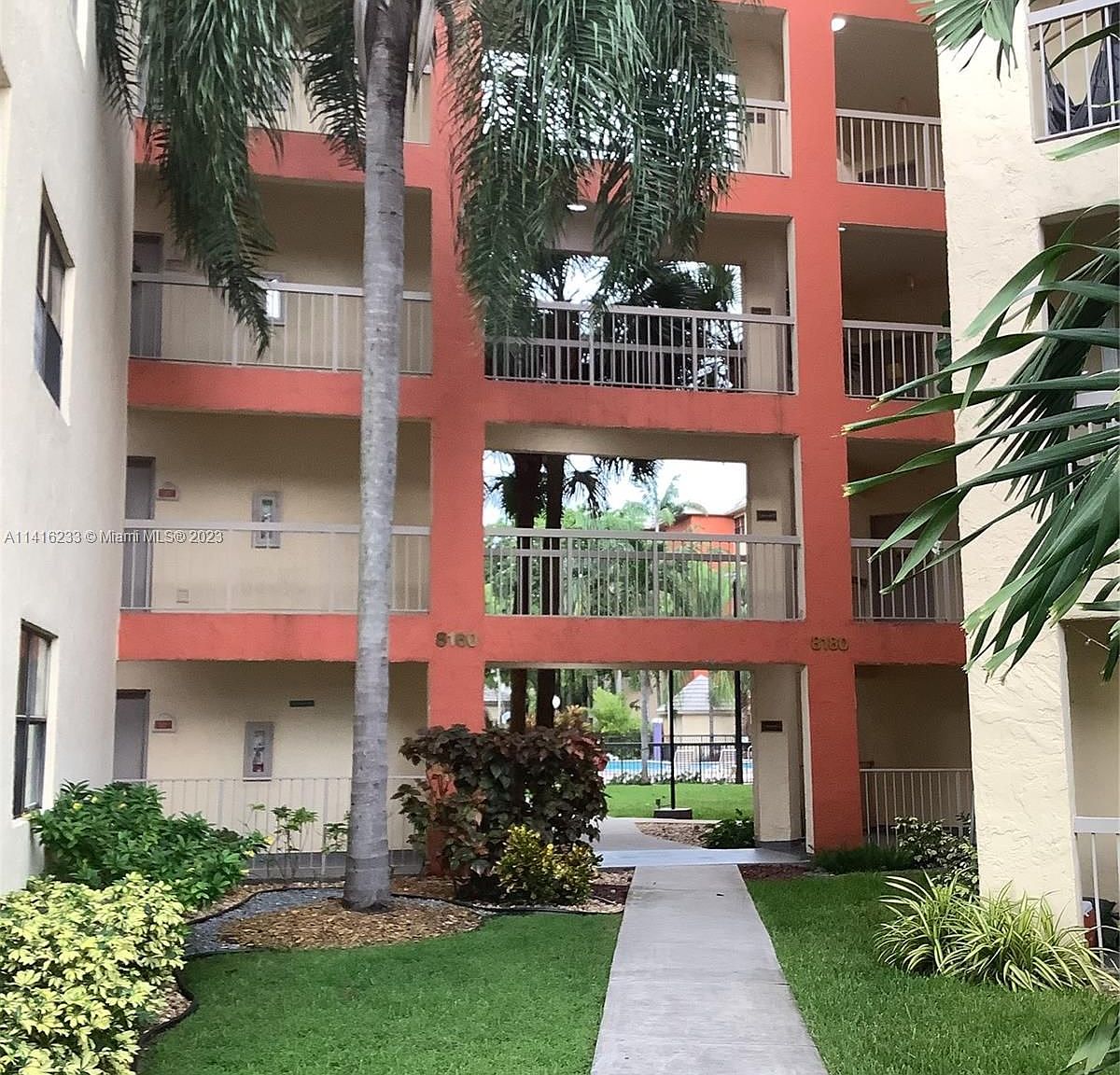 8160 N Geneva Ct #304, Miami, FL 33166 | Zillow