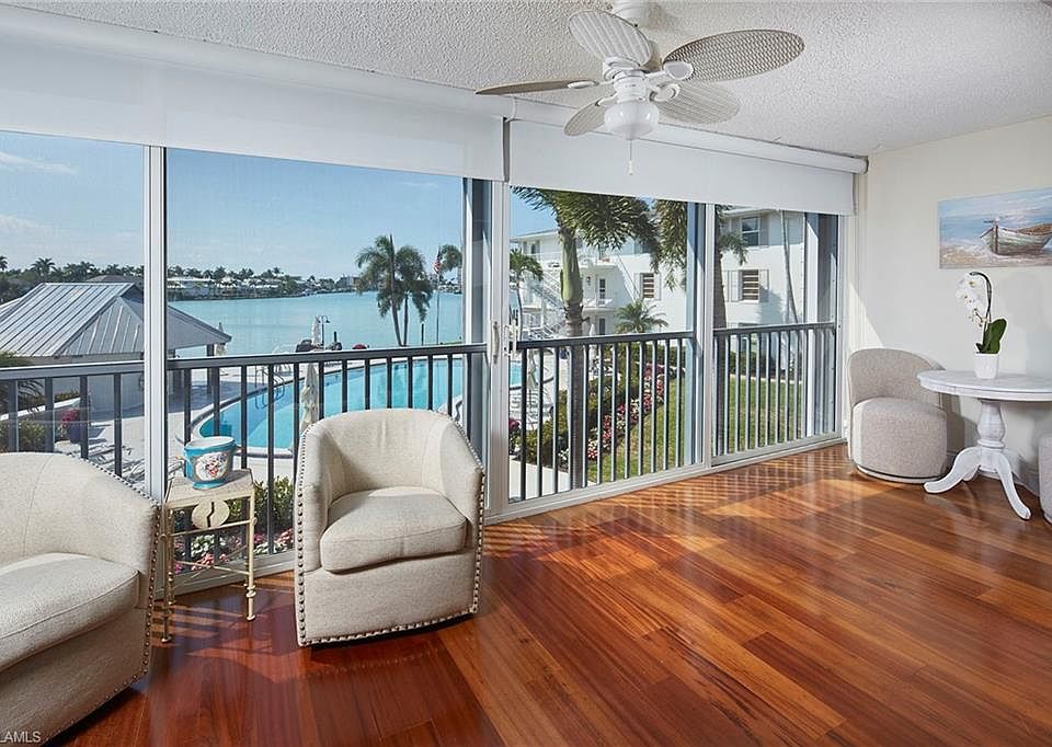 322 Harbour Dr Naples FL | Zillow