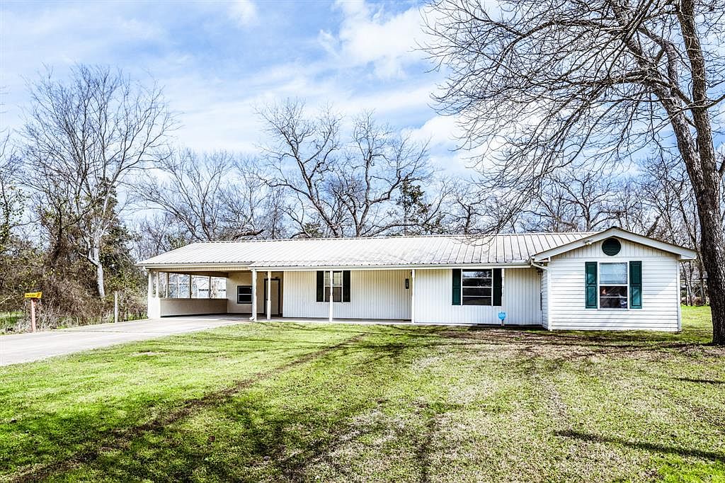 106 N Minden St, Madisonville, TX 77864 | MLS #95839018 | Zillow