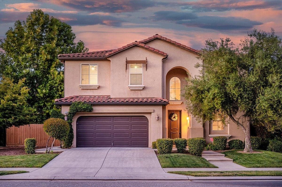 11286 N Via Trevisio Way, Fresno, CA 93730 | Zillow