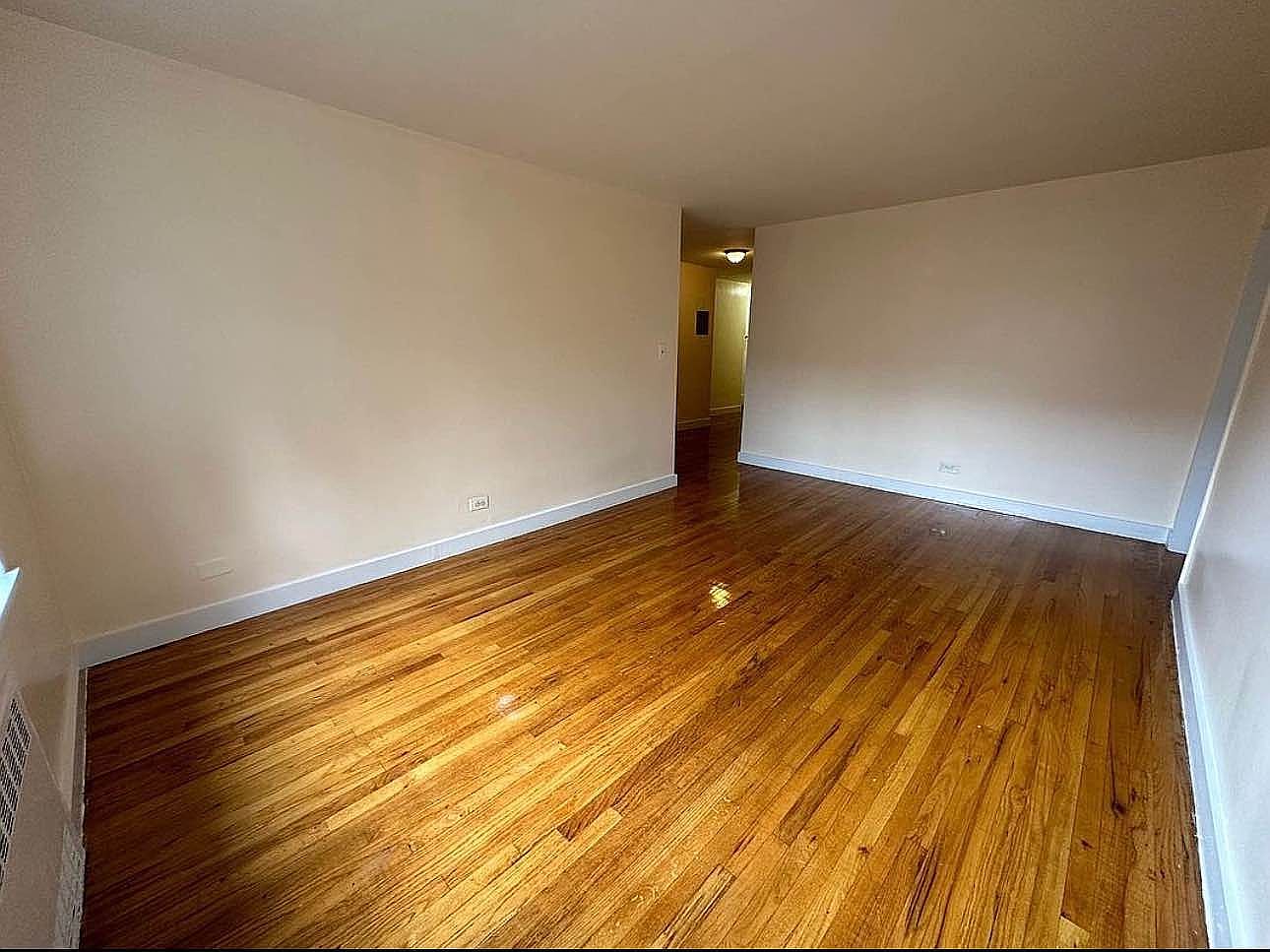 83-35 116th St APT 4C, Richmond Hill, NY 11418 | Zillow