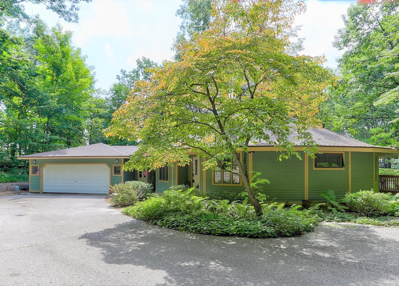17700 W Spring Lake Rd, Spring Lake, MI 49456 | Zillow