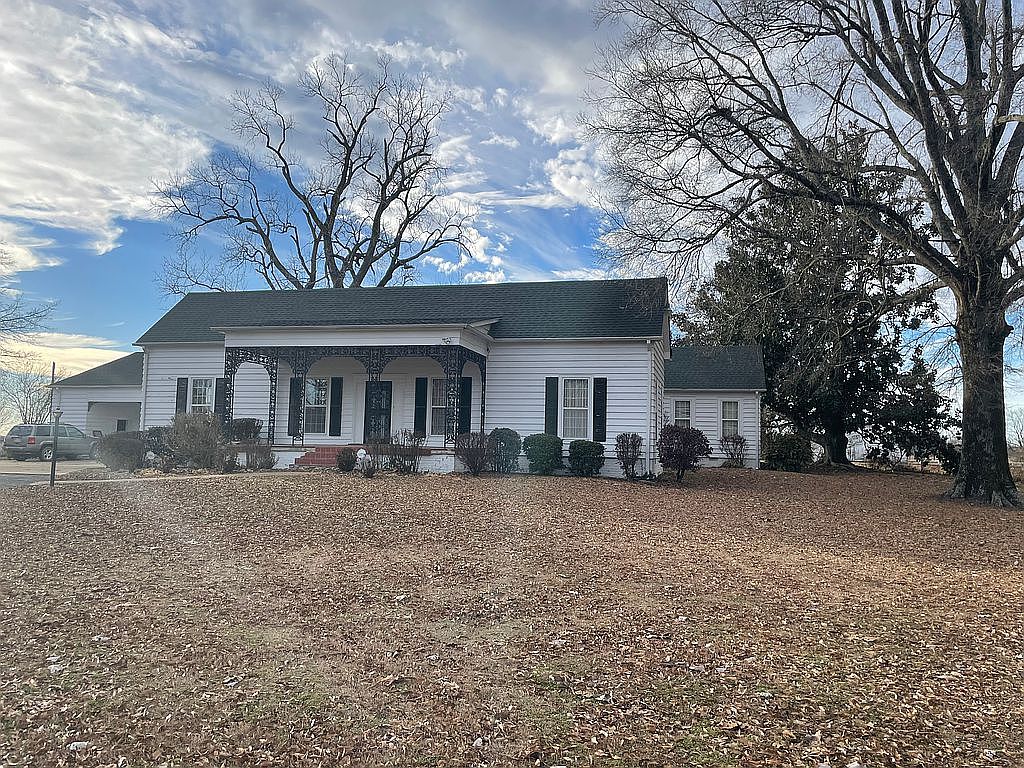 2075 Perry Rd, Tunica, MS 38676 | Zillow